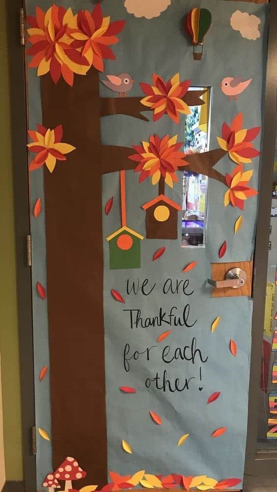 8 Great Fall Classroom Door Decorations 8 Great Fall Classroom Door Decorations